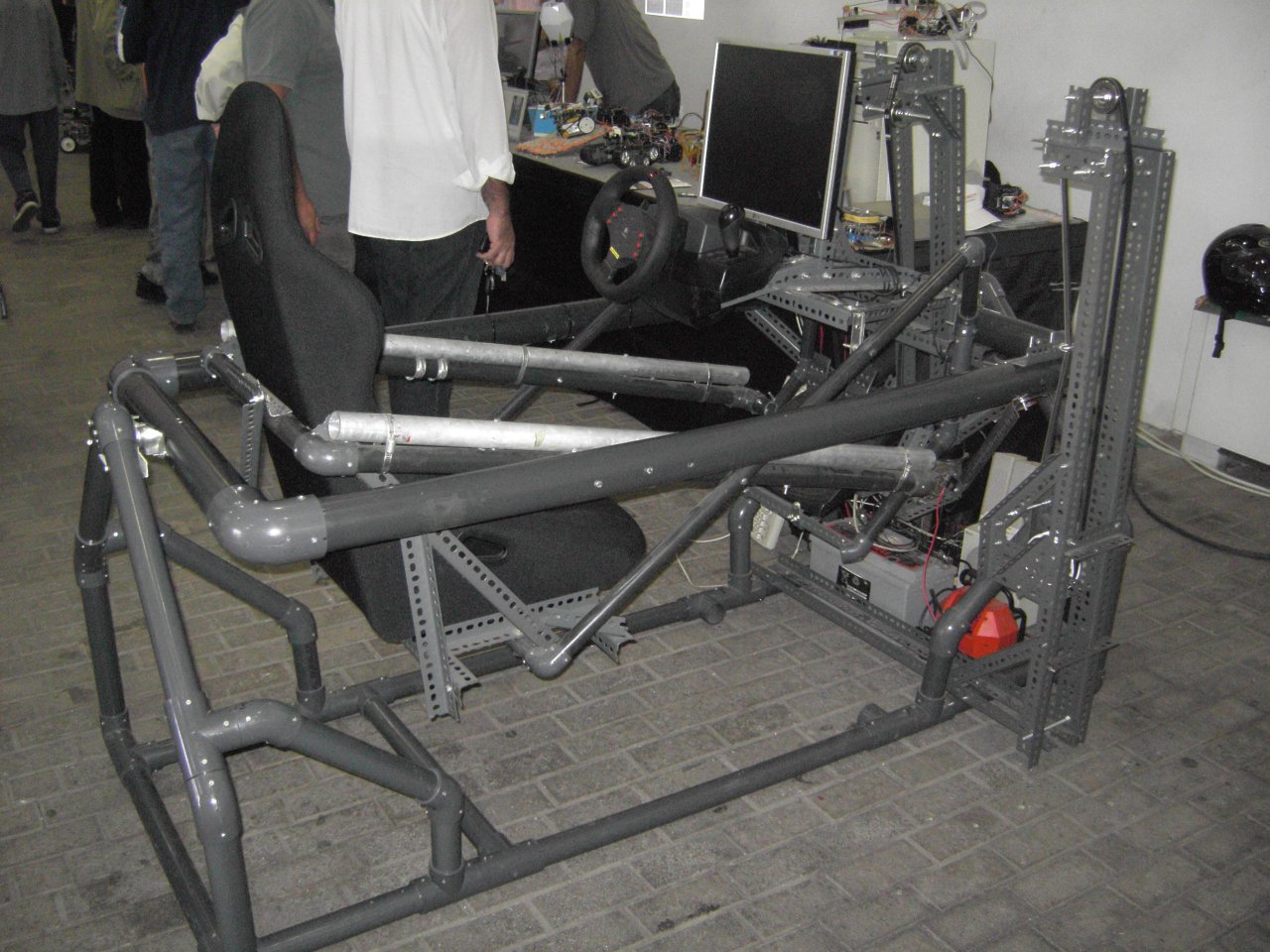 Tronic's Full motion car racing simulator using x-sim | Page 2