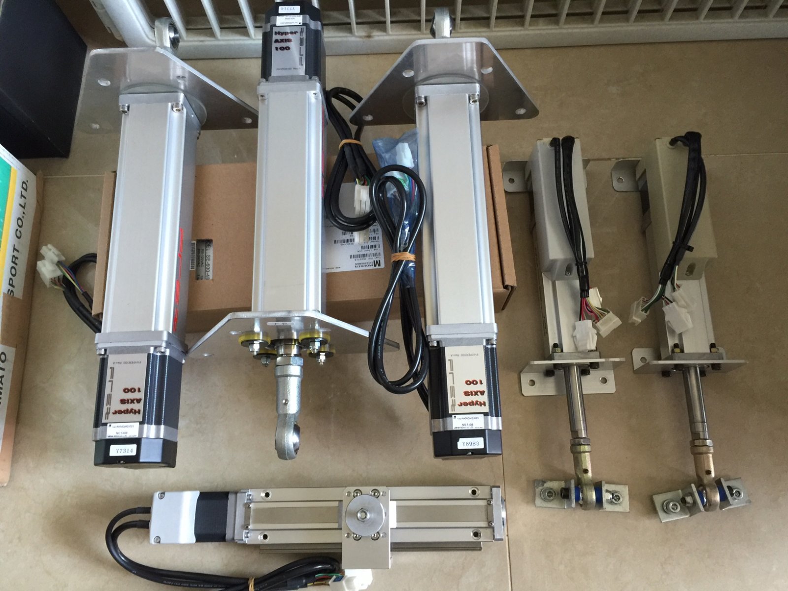 My 6Dof setup - DIY Surge-Sway seat base with Frex Quadmotion