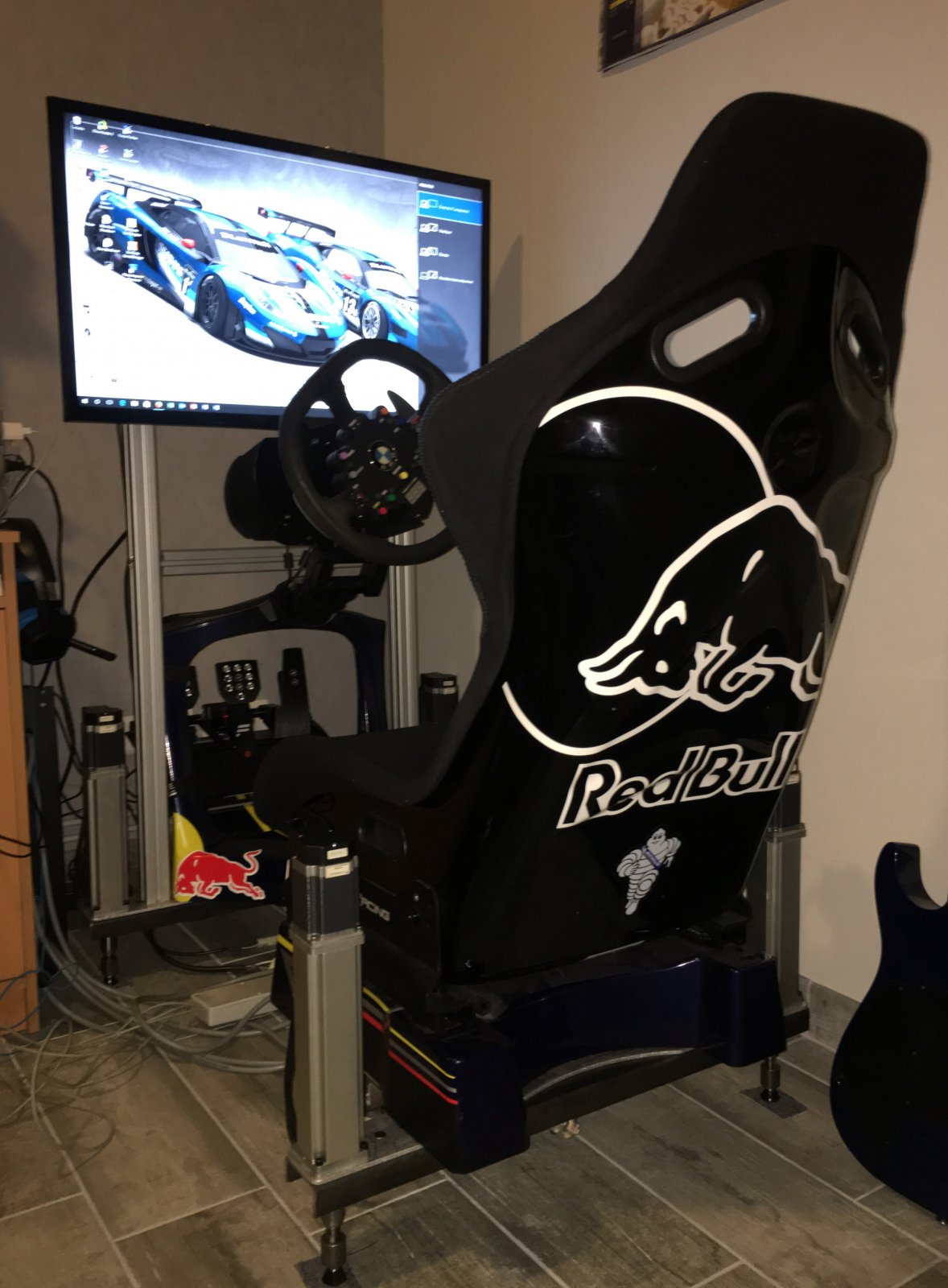 Showroom - My HumanRacing Simulator