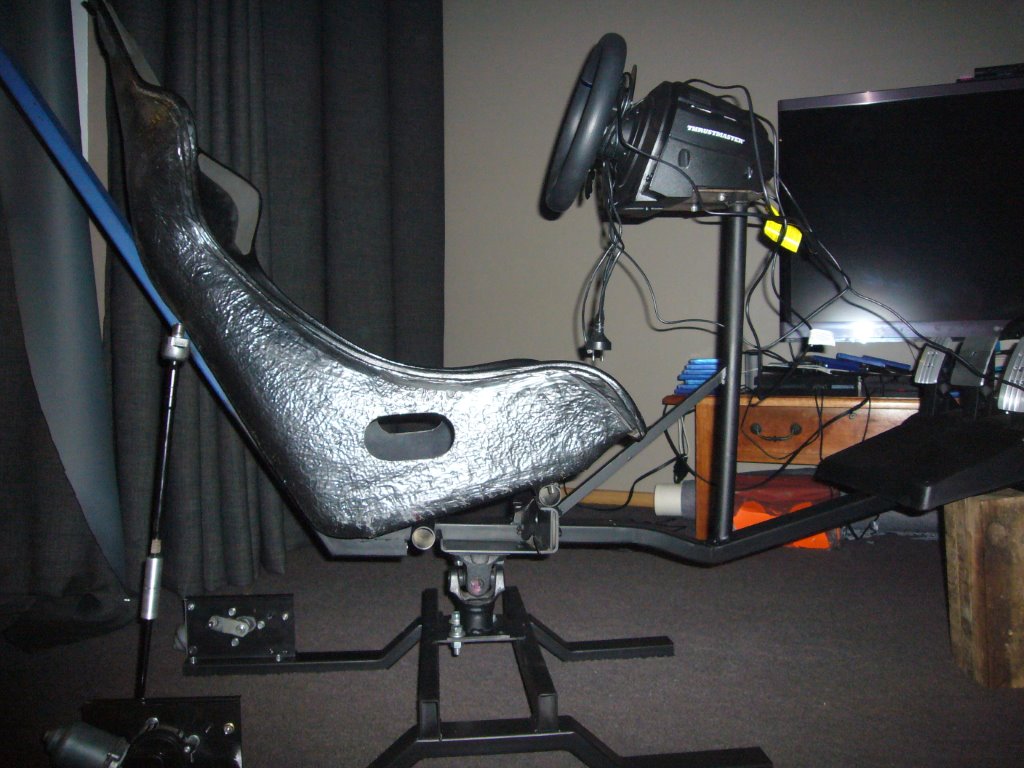 New builder of 2 dof race sim