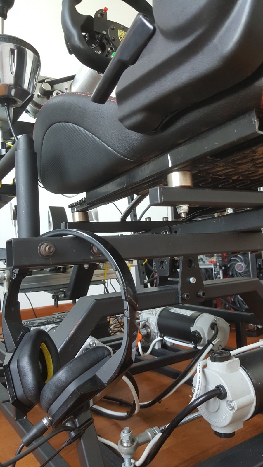 Low Cost 2dof3dof6dof Motion Simulator Dof Reality Page 25