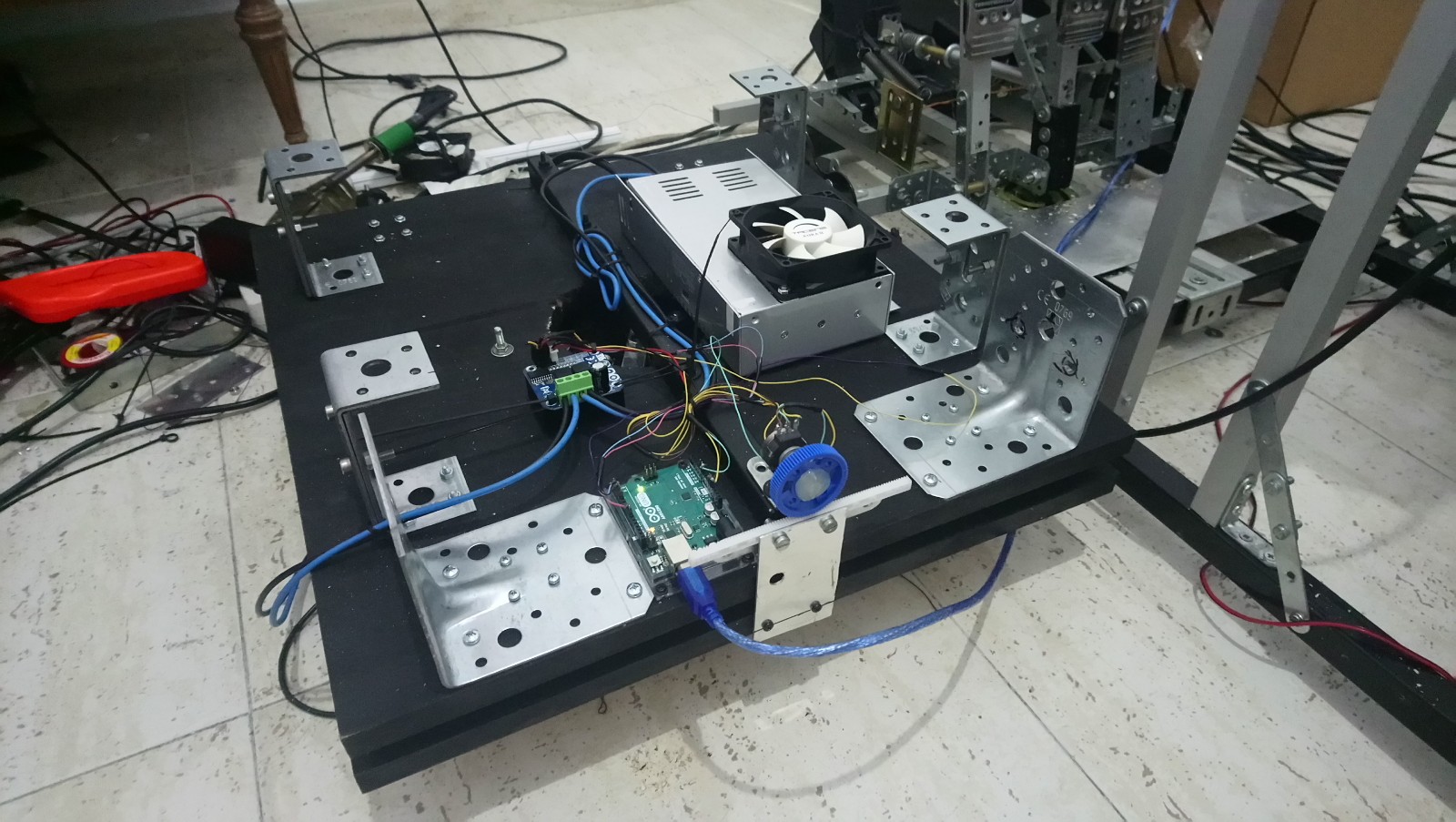 Compact 2 DOF + Loss control system