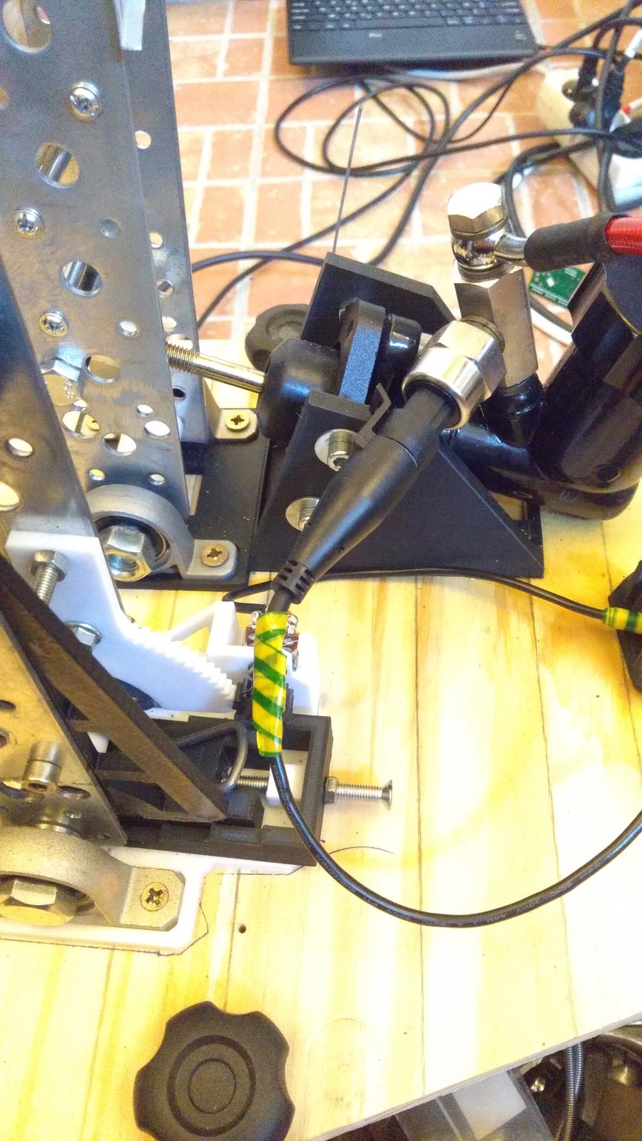 Showroom - DIY mmos force feeedback Steering Wheel