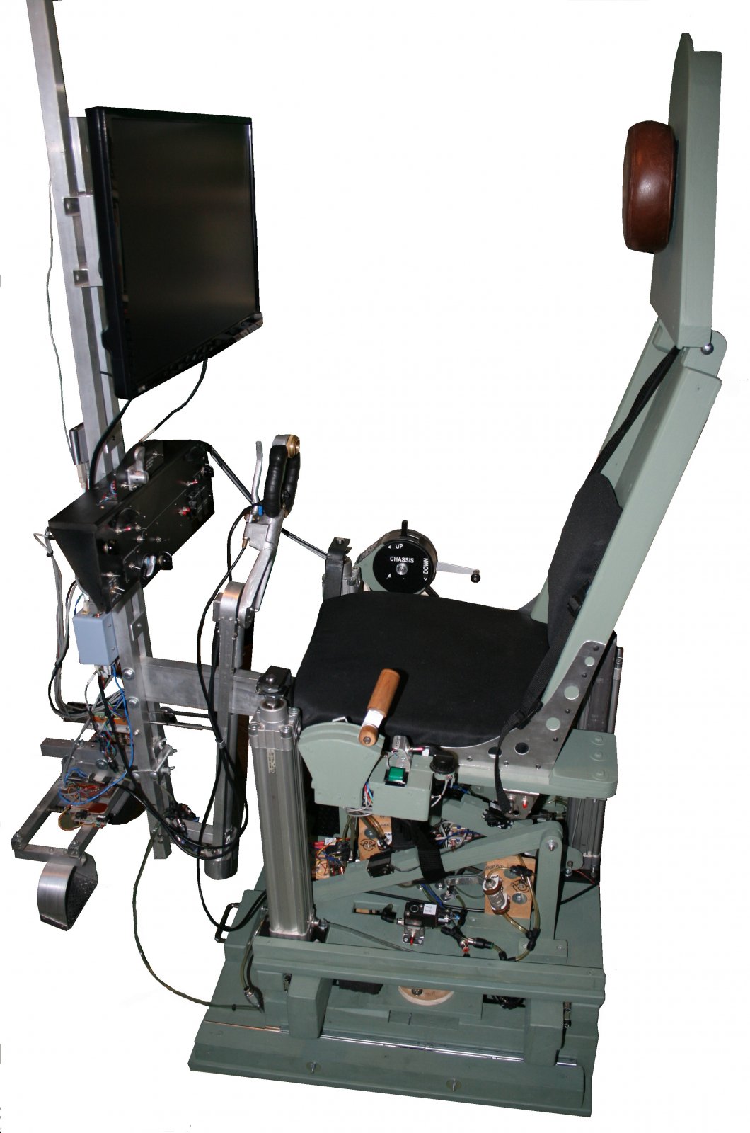 5 DOF pneumatic flight sim