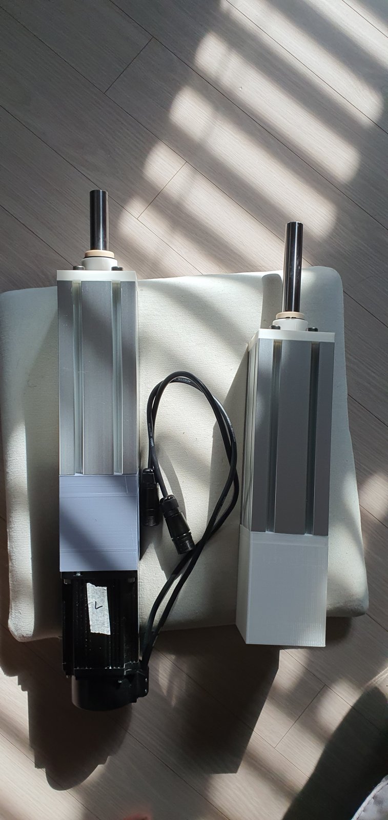 Showroom - 3 DOF, 4 Axis Motion Simulator