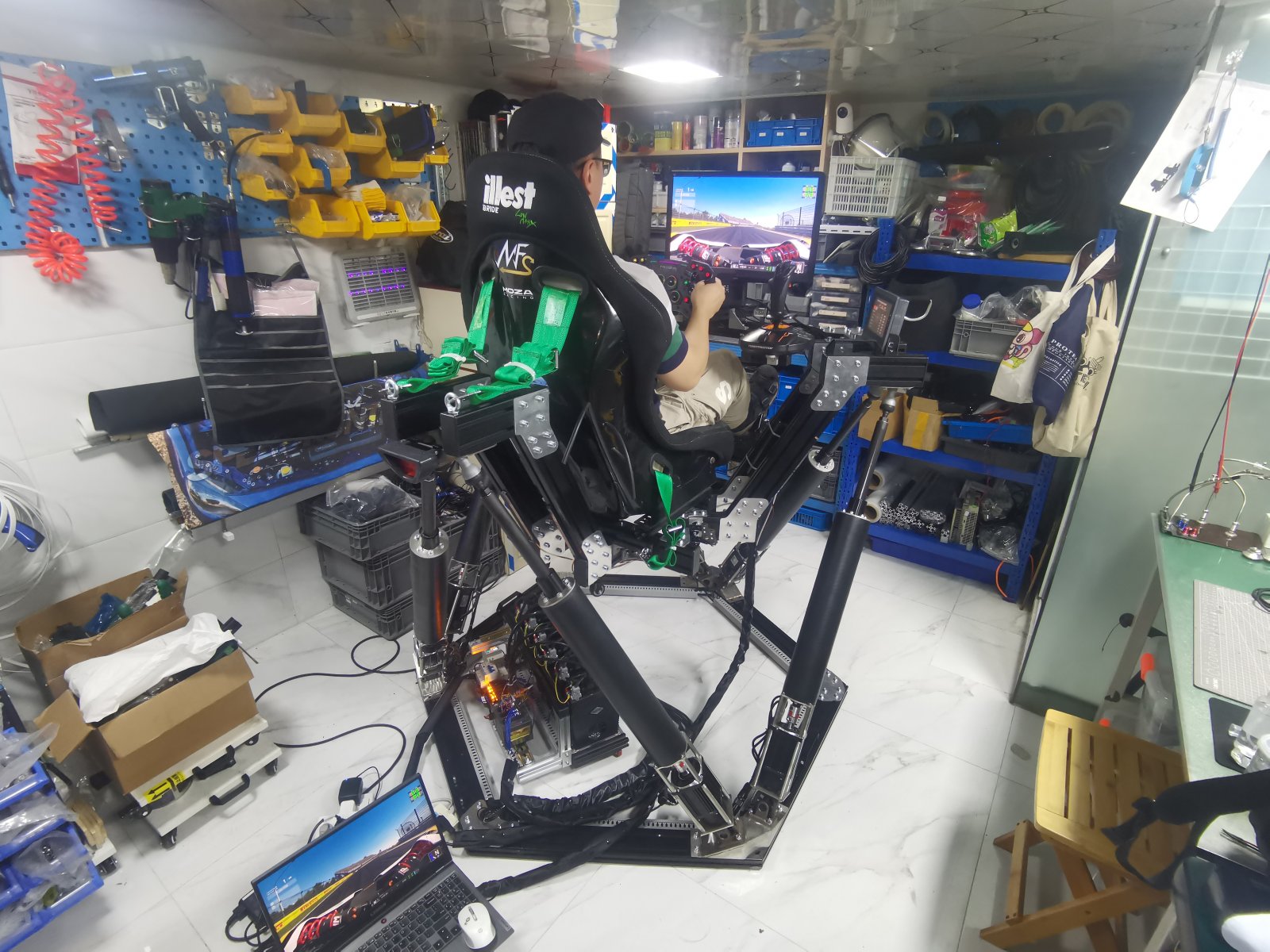 Showroom - Stewart 6dof build with traction loss motion