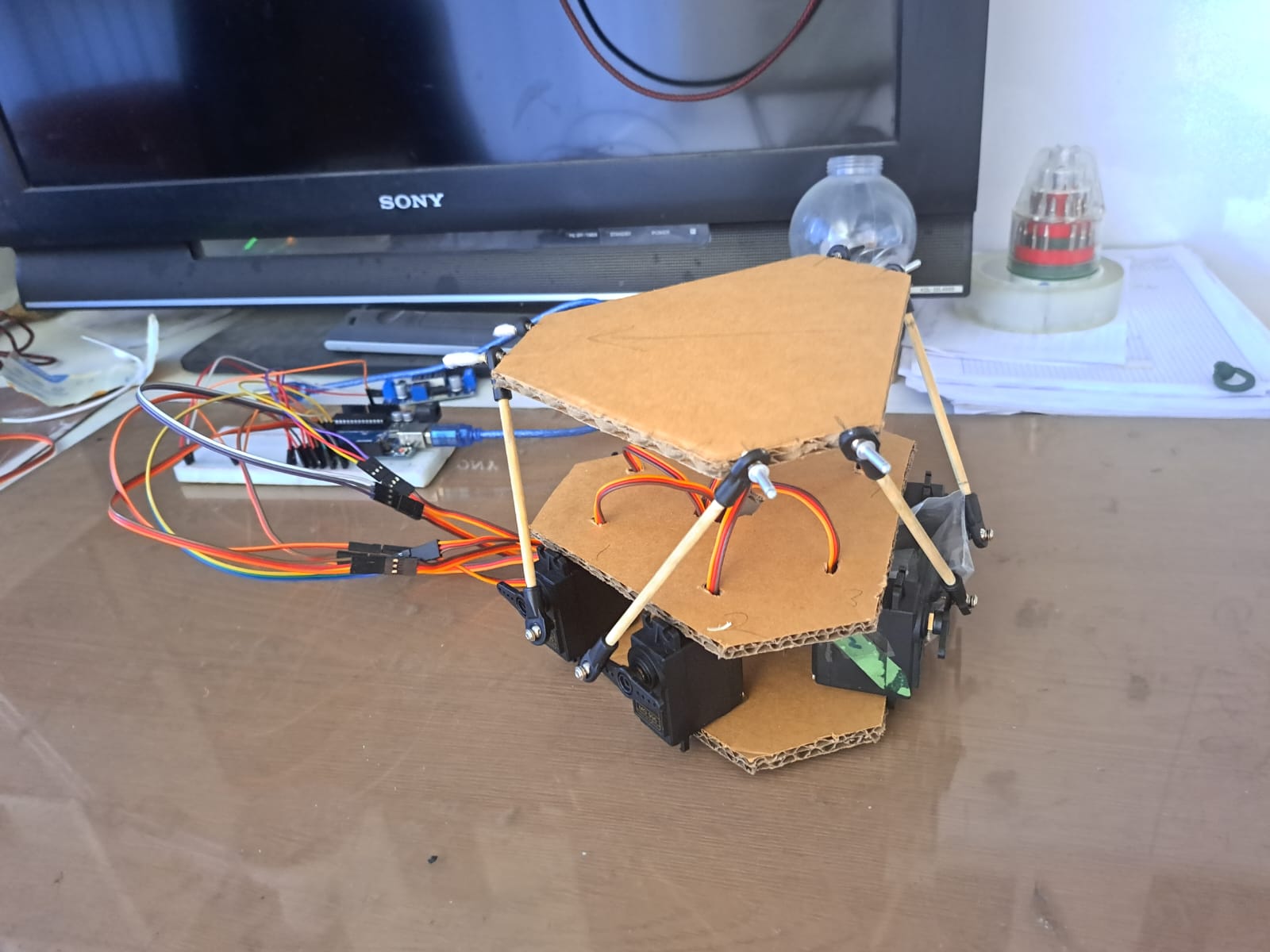 Showroom - 6Dof model, on the way to 3Dof with linear anglers